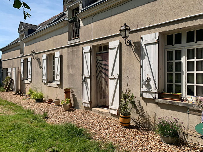 Maison 5 pièces à Vallières-les-Grandes, à vendre