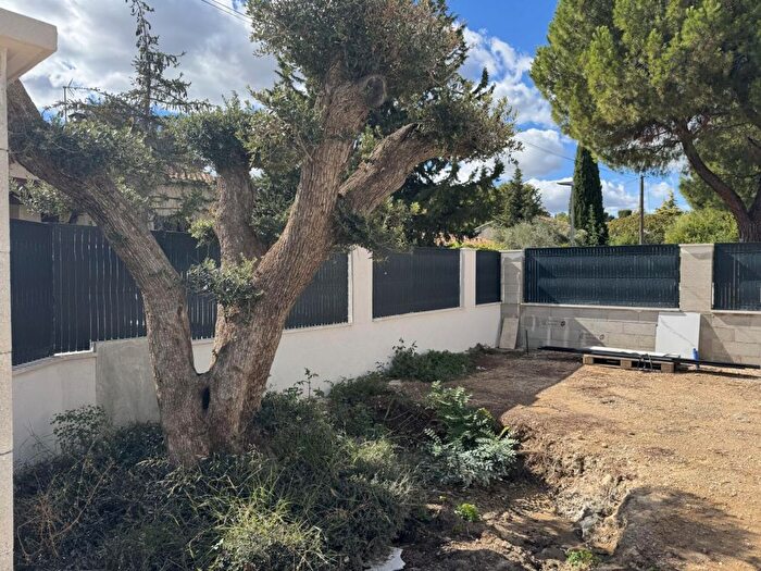 Maison à louer - Plan-de-Cuques - 3 pièces - 2 chambres