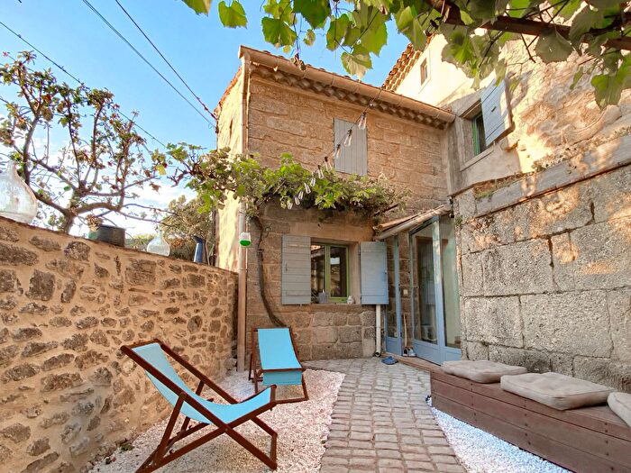 Maison à vendre - Uzès - 4 pièces - 2 chambres