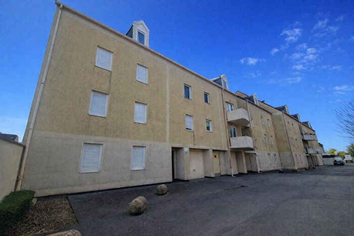 Appartement à louer - Brie-Comte-Robert, Centre-ville - 3 pièces - 2 chambres