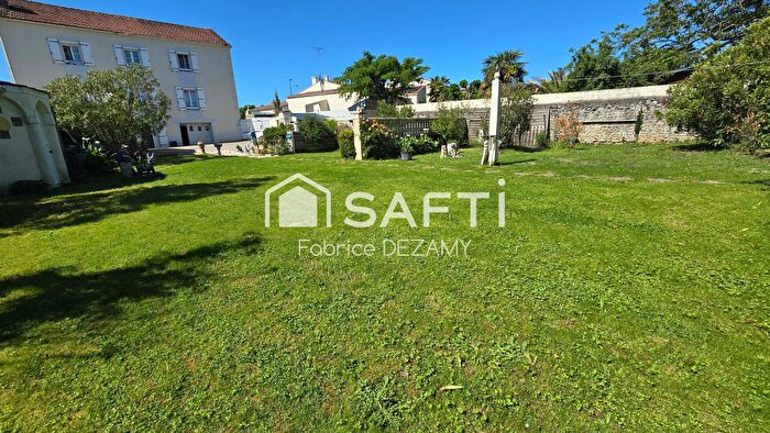 Maison 5 pièces à vendre - Mouzeuil-Saint-Martin