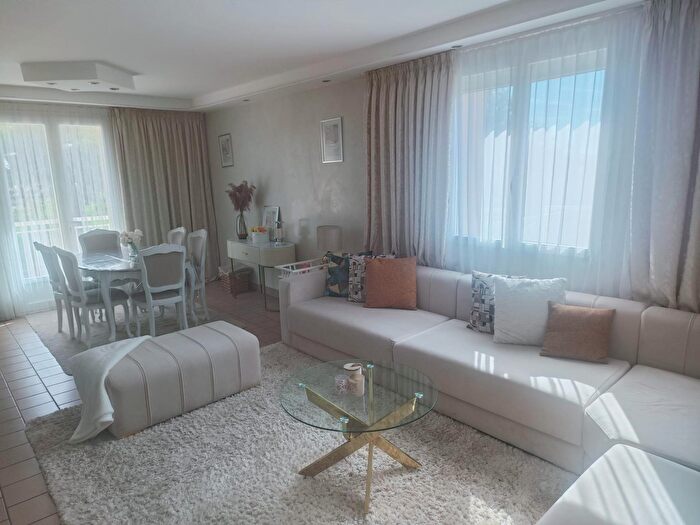 Maison à vendre - Arbent - 7 pièces - 5 chambres