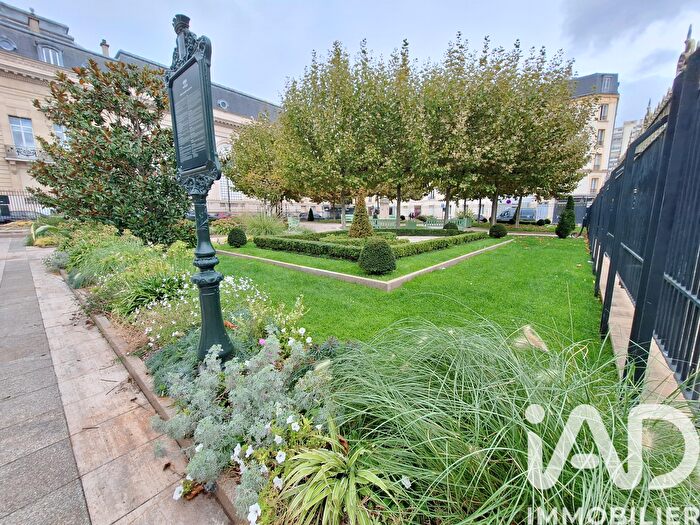 Maison à vendre - Puteaux, Vieux Puteaux - 7 pièces - 2 chambres