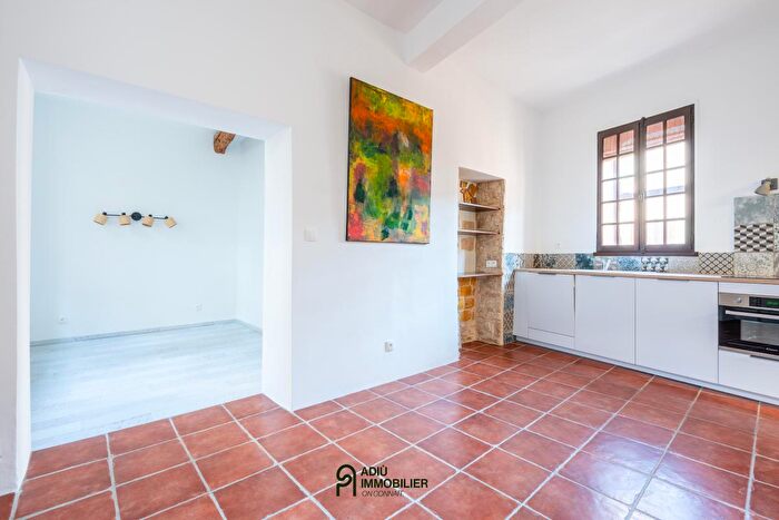 Appartement à vendre - Uzès - 2 pièces - 1 chambre