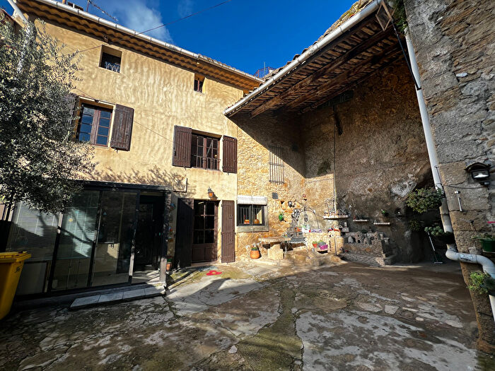 Maison à vendre - Entraigues-sur-la-Sorgue - 5 pièces - 4 chambres