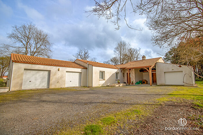 Maison à vendre - Châteauneuf - 7 pièces - 4 chambres