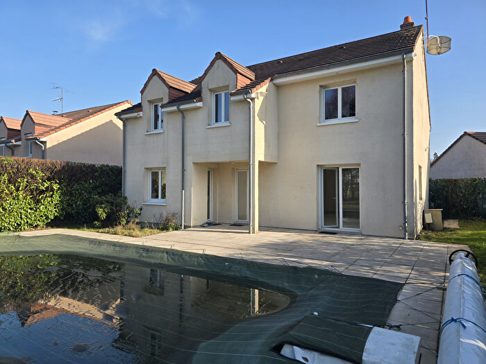 Maison à vendre - Saint-Cyr-en-Val - 6 pièces - 4 chambres