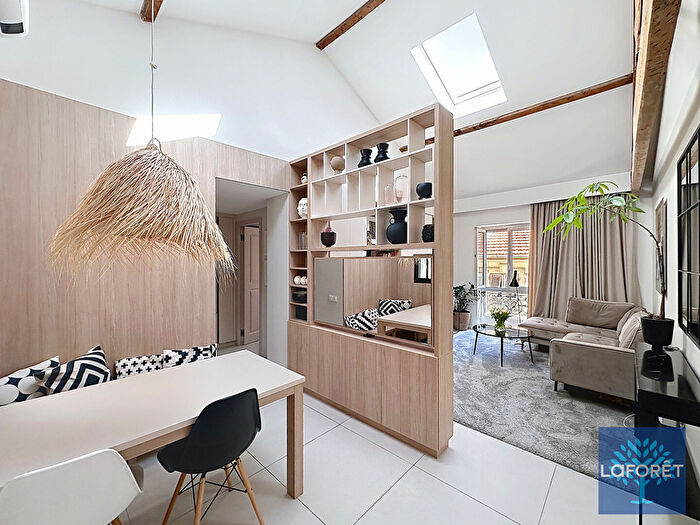 Appartement à vendre - Nice, Centre-ville - 3 pièces - 2 chambres