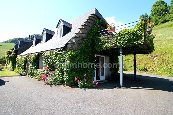 Maison 7 pièces à Campan, à vendre