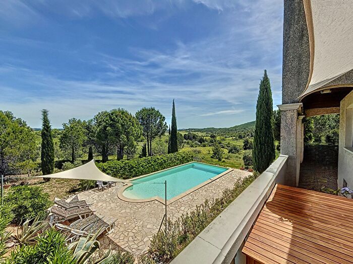 Maison 6 pièces à Montouliers, à vendre