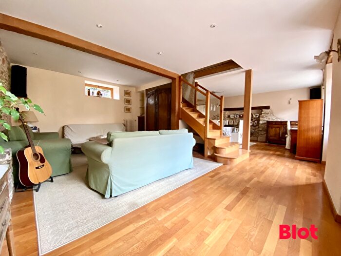 Maison 7 pièces à vendre - Saint-Uniac