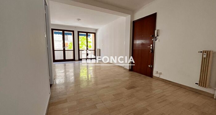 Appartement 3 pièces à Avignon, Magnanen, Teinturiers, à vendre