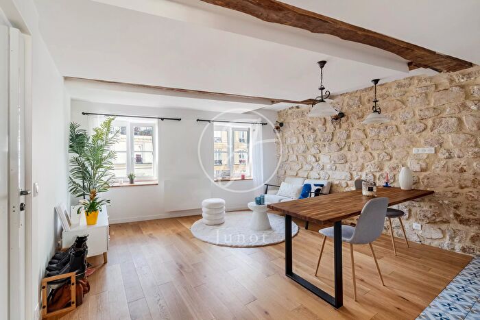 Appartement à vendre - Paris e , Montmartre, Sacré Coeur, Abbesses - 2 pièces - 1 chambre