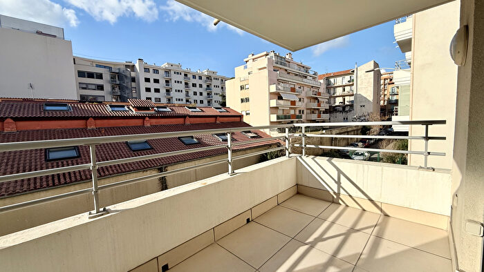 Appartement 2 pièces à Nice, Riquier, à vendre