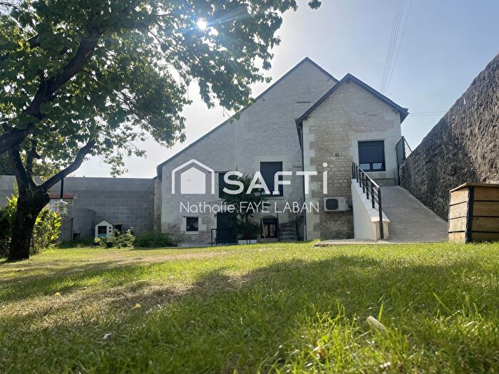 Maison à vendre - Châtellerault, Est - 5 pièces - 3 chambres