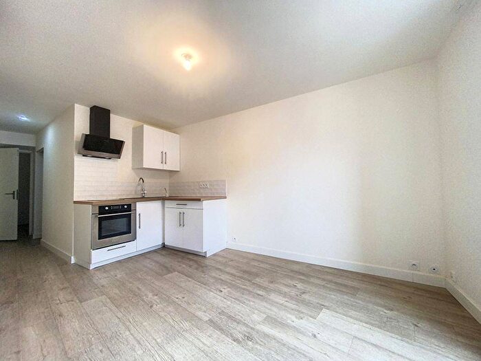 Appartement 2 pièces à louer - Nord, Pia