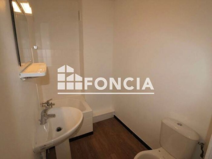 Appartement à louer - Mairie, Fontaine - 1 pièce