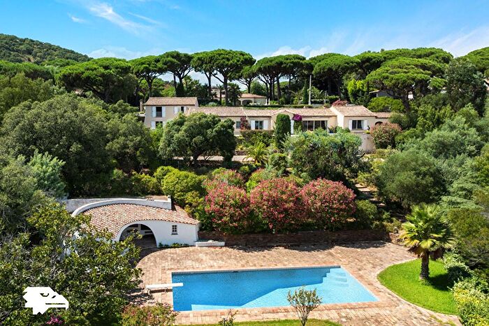 Maison à vendre - Sainte-Maxime, Virgiles, Capet dAzur, Souleyas, Croisette - 15 pièces - 11 chambres