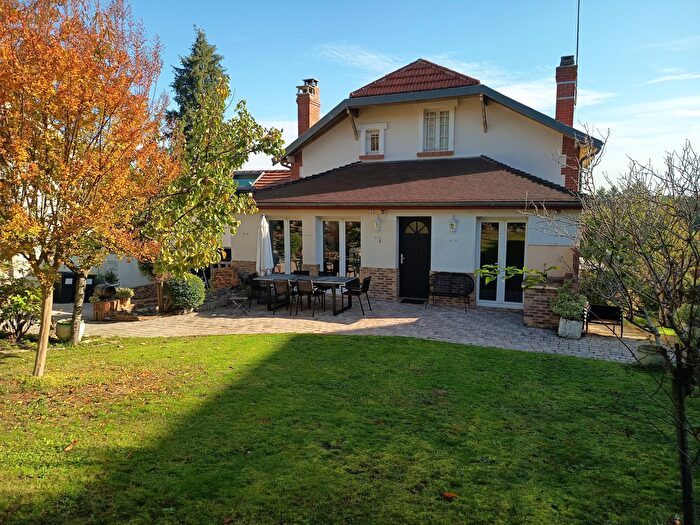 Maison à vendre - Vauréal, Le Village - 6 pièces - 4 chambres