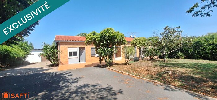 Maison à vendre - Saint-Benoît-de-Carmaux - 5 pièces - 3 chambres