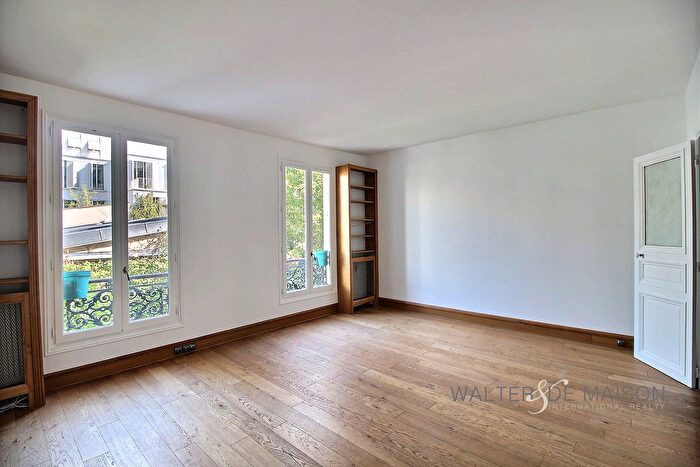 Appartement à louer - Paris e , Monge, Jussieu - 3 pièces - 2 chambres