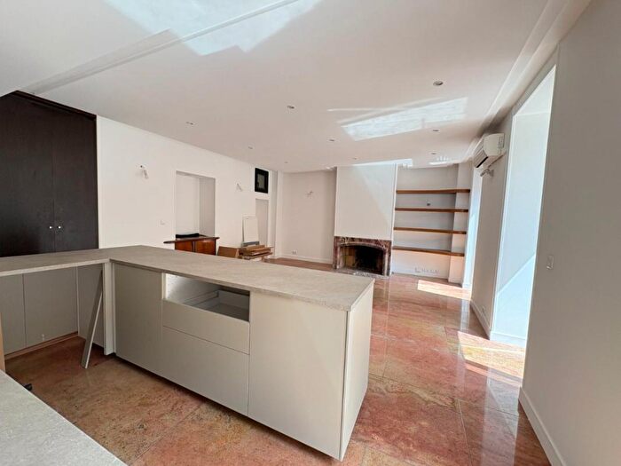 Appartement à louer - Nice, Riquier - 3 pièces - 2 chambres