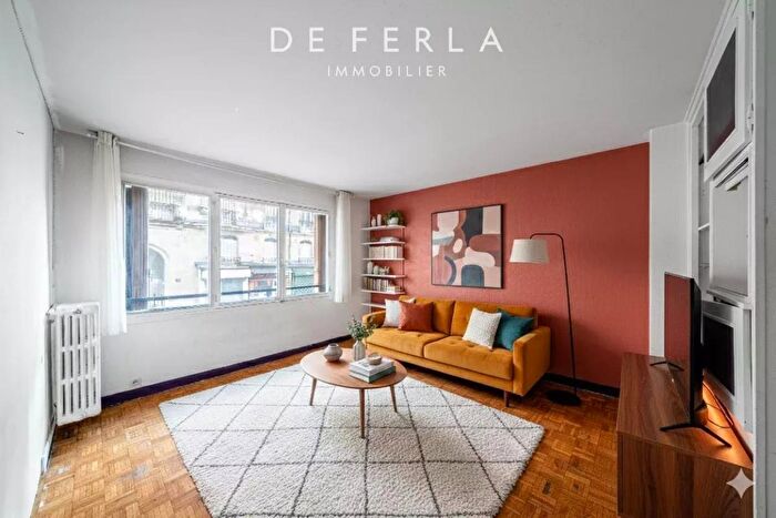 Appartement à vendre - Paris e , Mouton, Duvernet - 3 pièces - 2 chambres