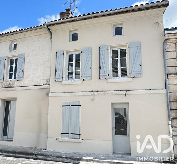 Maison 5 pièces à louer à Ruelle-sur-Touvre