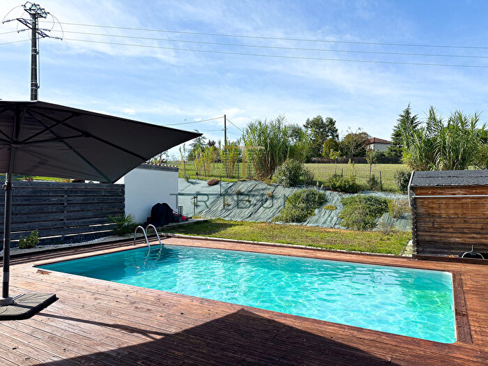 Maison à vendre - Bon-Encontre - 5 pièces - 4 chambres