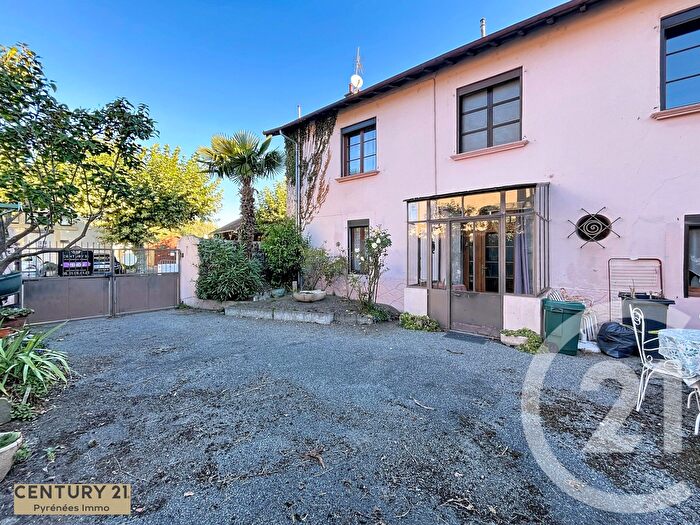 Maison à vendre - Loures-Barousse - 4 pièces - 3 chambres