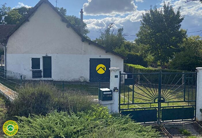 Maison à vendre - Noyant-dAllier - 4 pièces - 1 chambre