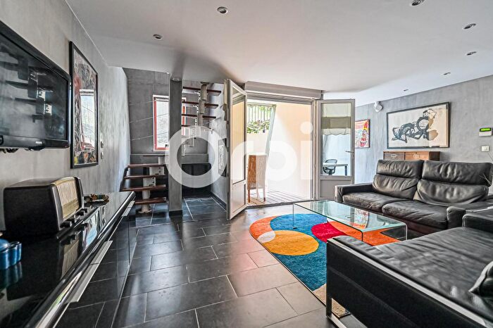 Appartement à vendre - Bagnolet, Les Malassis - 3 pièces - 2 chambres