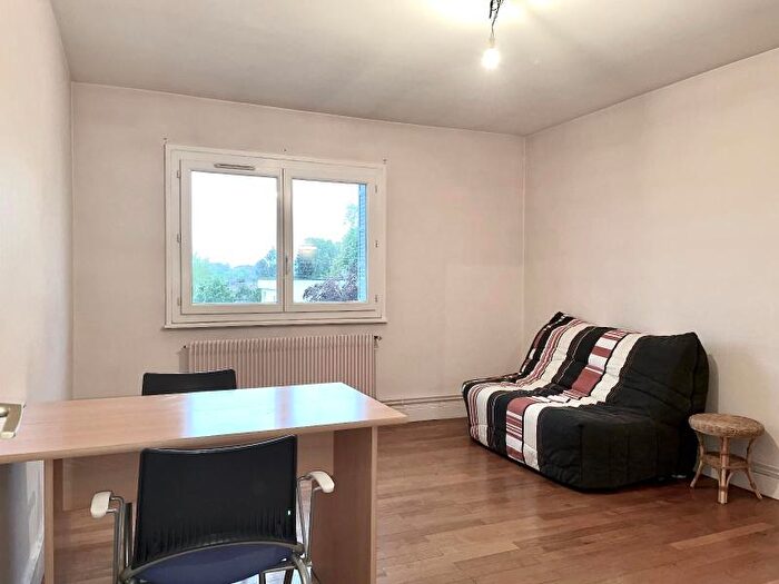 Appartement à louer - Charnay-lès-Mâcon - 1 pièce