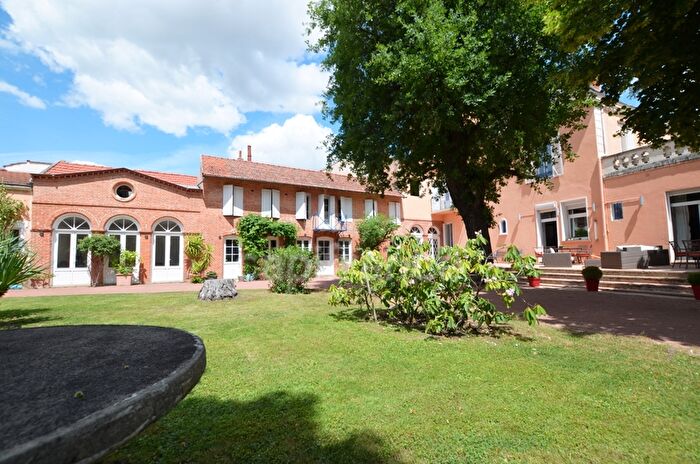 Maison à vendre - Roanne, Gare - 11 pièces - 6 chambres