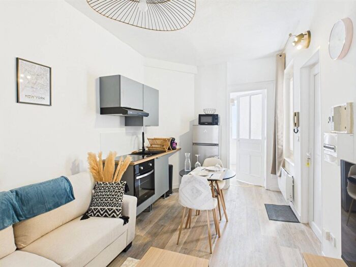 Anatole France-Danton, Le Havre - Appartement 2 pièces à louer