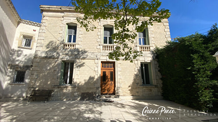 Maison à vendre - Vauvert - 8 pièces - 4 chambres