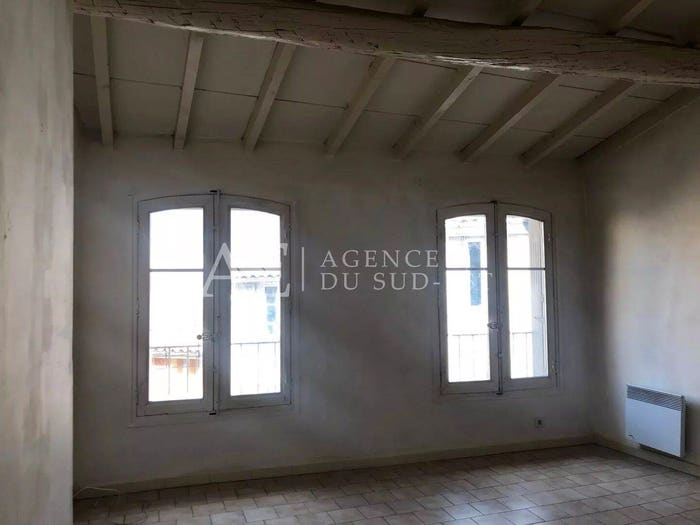 Centre Ville, Aix-en-Provence : Appartement 3 pièces à louer