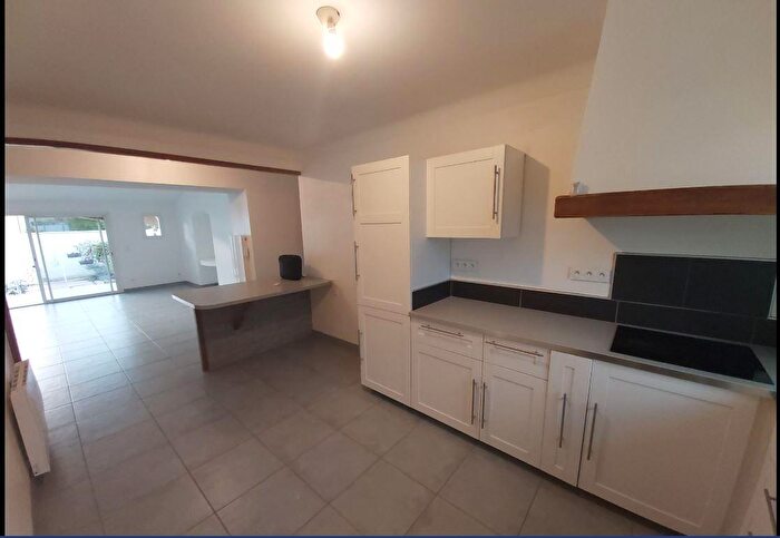 Reventin-Vaugris : Appartement 4 pièces à louer