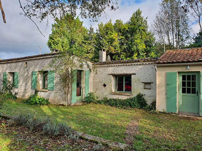 Maison à vendre - Barzan - 4 pièces - 2 chambres