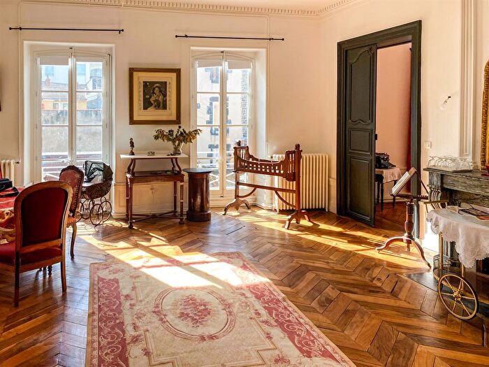 Appartement à vendre - Clermont-Ferrand, Jaude, Fontgiève Saint-Alyre - 4 pièces - 3 chambres