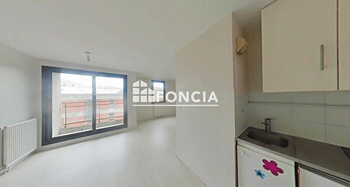 Appartement 1 pièce à louer à Centre Urbain-Coquibus, Évry-Courcouronnes