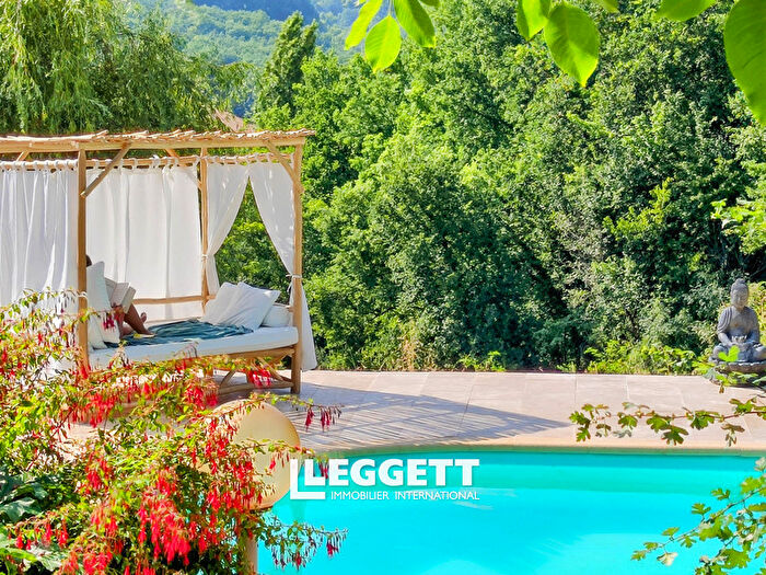 Maison à vendre - Brassac - 6 pièces - 3 chambres