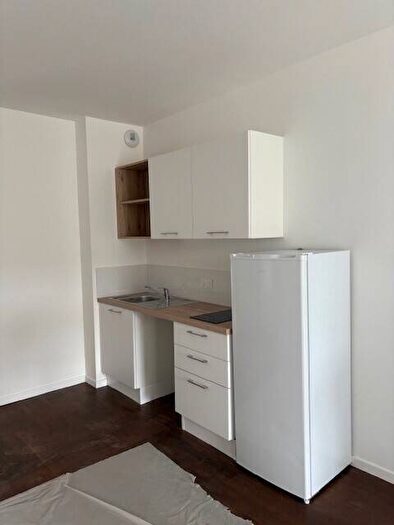 Appartement à louer - Thizy-les-Bourgs - 3 pièces - 2 chambres