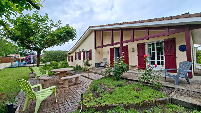 Maison 6 pièces à Arsac, à vendre