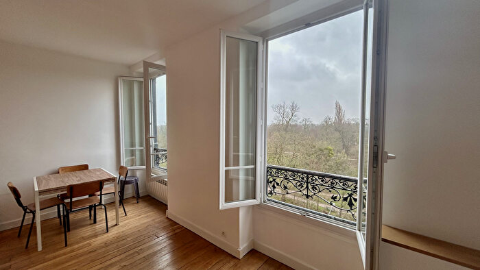 Vincennes, Centre Sud : Appartement 3 pièces à louer