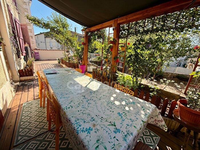 Champdeniers-Saint-Denis - Maison 5 pièces à vendre