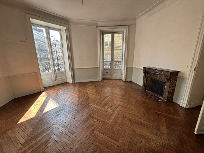 Nantes, Centre-ville : Appartement 4 pièces à vendre