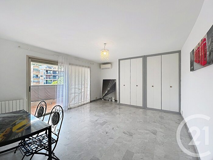 Mandelieu-la-Napoule, Les Termes - Appartement 1 pièce à louer
