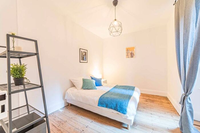 Appartement à louer - Orangerie Est, Strasbourg - 1 pièce