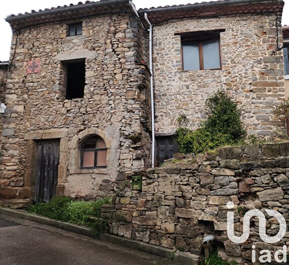 Maison à vendre - Arquettes-en-Val - 4 pièces - 3 chambres